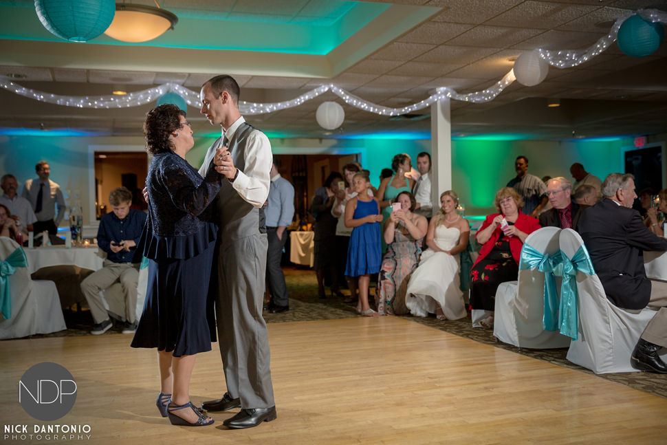Webster Golf Club Wedding- Rochester Wedding Photography